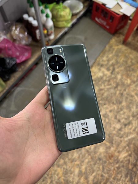 Huawei p60 green 2oy ishlatilgan.
