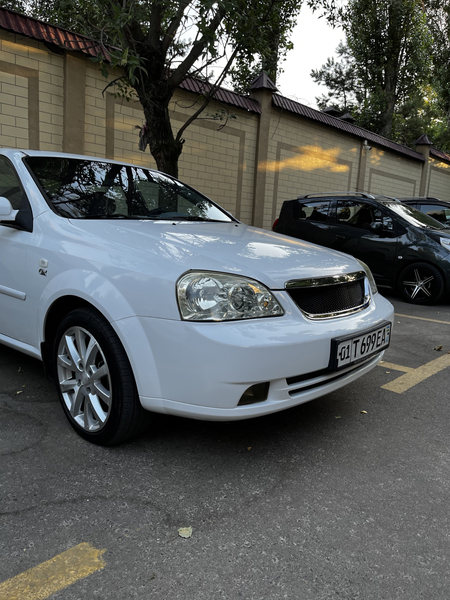 Продам свою ласточку! 2009 года выпуска. 2010 в феврале вышла с салона