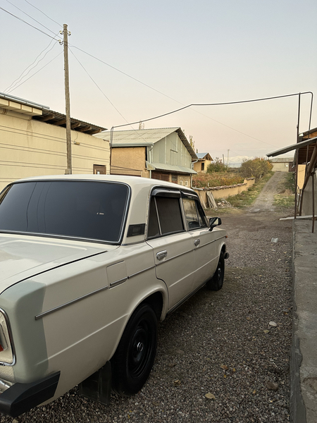 Lada 2106 ( jguli 06)