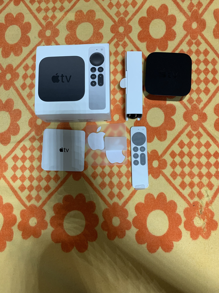 Приставка Apple tv