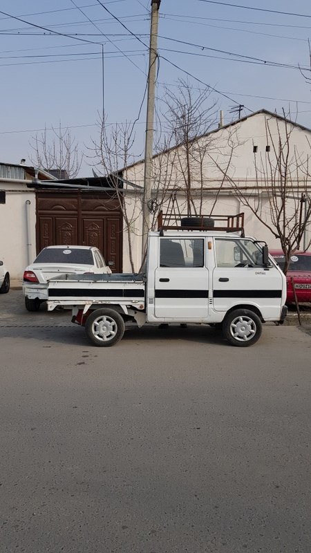 Грузовой пасажирский Suzuki