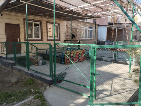 Срочно продаётся 2х комнатная квартира 5 микр Лагманный