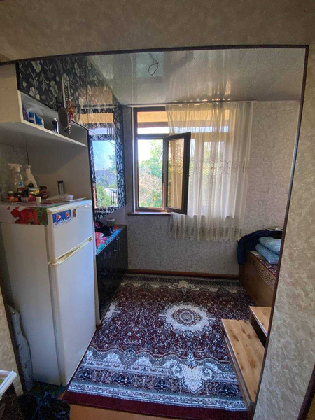 V4050 Чорсу масиф гулобод Ц26 3/4/4 70м2 Средний ремонт