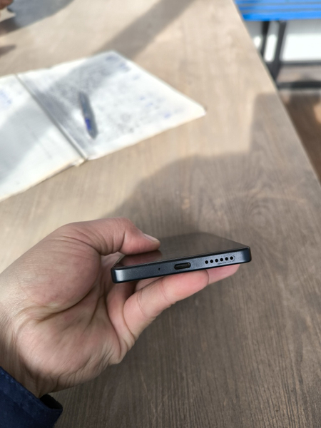 Продам срочно Redmi note13pro 256gb ideal