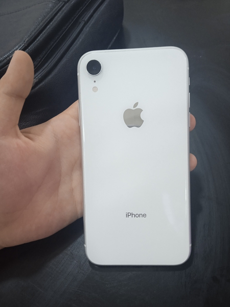 iPhone Xr 64 gb 97 yomkost