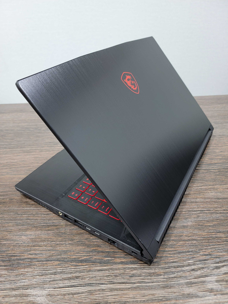 мощный, игровой i7 ноутбук, Американская сборка, как новый, в отличном