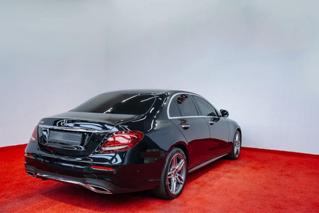 Продается личный Mercedes E-200