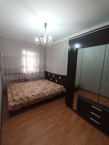 3-комнатная квартира на м-ве Юнусабад-2 (Универсам)..