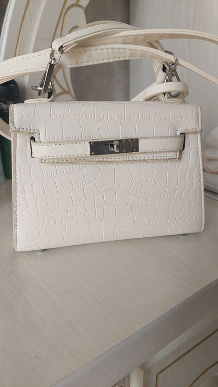 Продается Сумочка  hermes