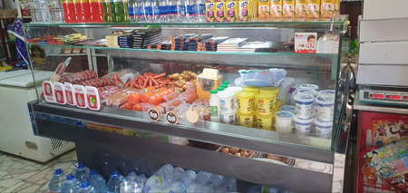 Продаётся новый холодильник для продуктого магазина