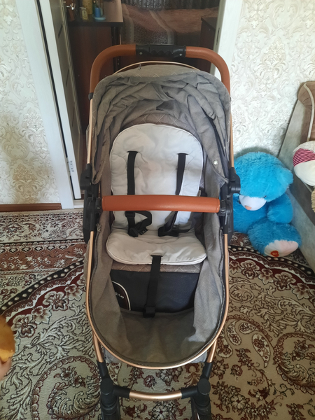 Продаётся коляска