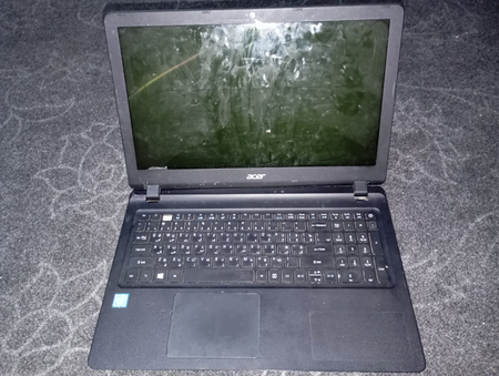 Acer notebook ekran kuygan