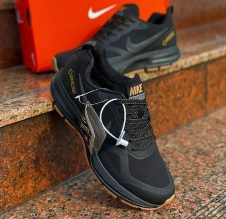 Nike gore tex  .