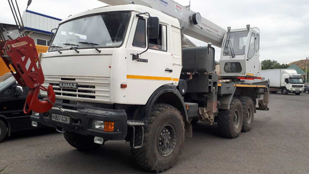 Автокран вездеход КАМАЗ 43118 6х6 грузоподъёмность- 25т