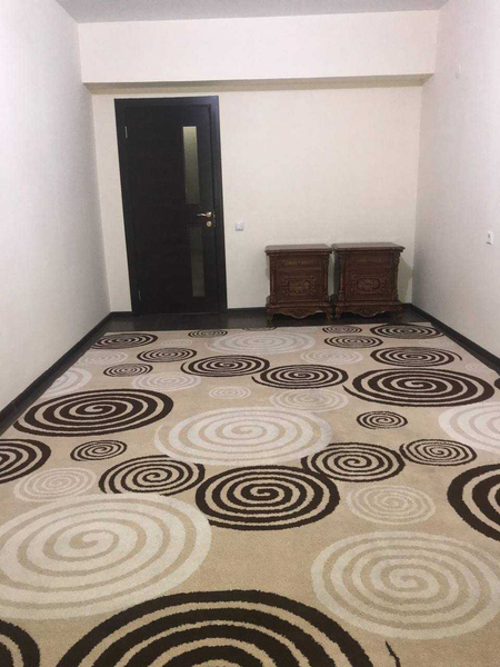 Motrida 7 etajli domlarning 3 etajida 3 xona ijaraga beriladi oilaga