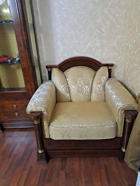 КОМПЛЕКТ ИСПАНСКИЙ! СРОЧНО  продам мебель для гостиной!