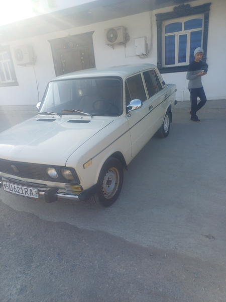 Mashina lada 2106