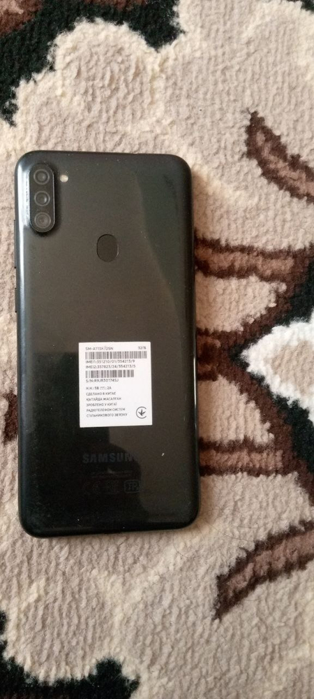 A11 smartfoni 32GB xotira dokument karobkasi bor holati a‘lo