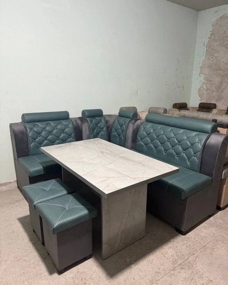 Продаётся новые кухонные уголки