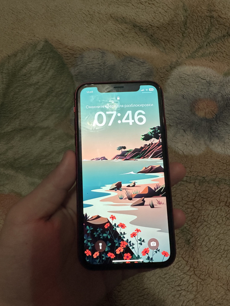 Iphone xr sotiladi 128gb chotkiy ishlidi