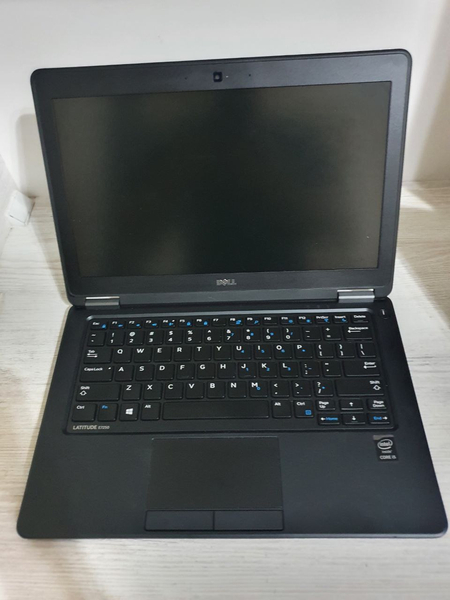 Dell i5-5300u 8/256gb SSD