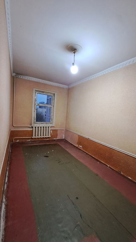 Квартира сотилади Алгоритмда 75квм 5этаж Без ремонт