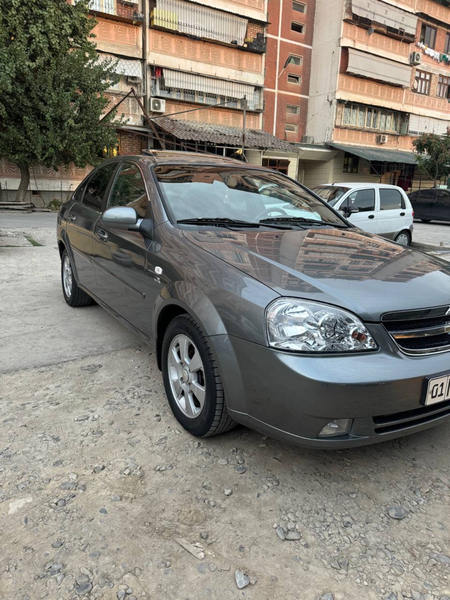Laseti 1,6 mator 2013 yil 322000 km 4 -pakalenya Gaz metan