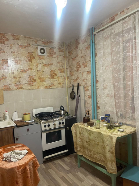 Мирабадский р-н Куйлюк Массив 3 2/3/4 55м² кирпич