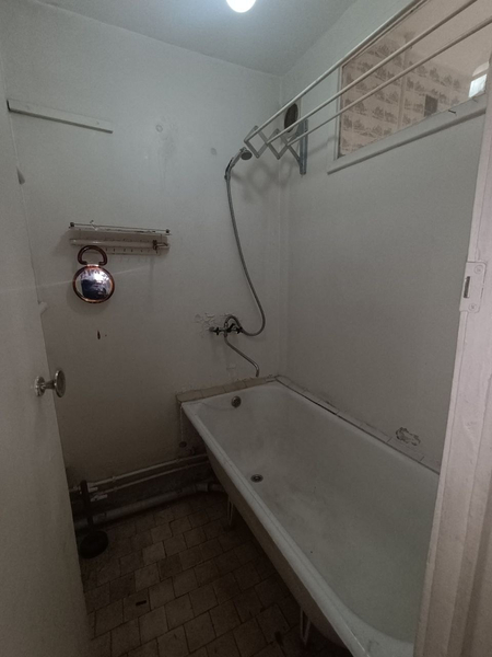 СРОЧНО ПРОДАМ 3х ком квартира Юнусабад 15 кв
