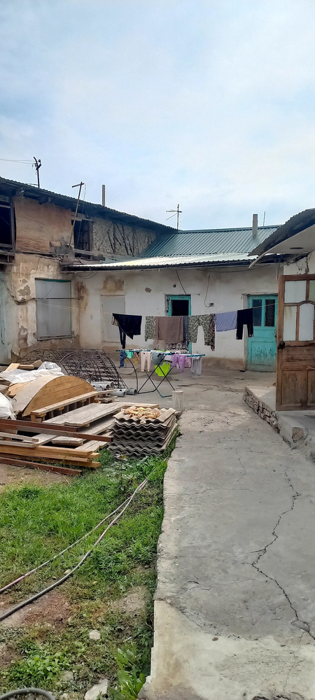 Сергелиский район Полевая 1. 5 сотки земля