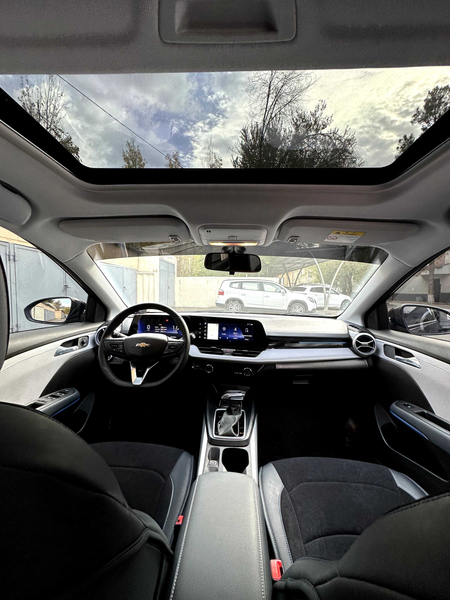 Ideal hiolatda Qora Chevrolet Monza, 1.5 atmosferniy