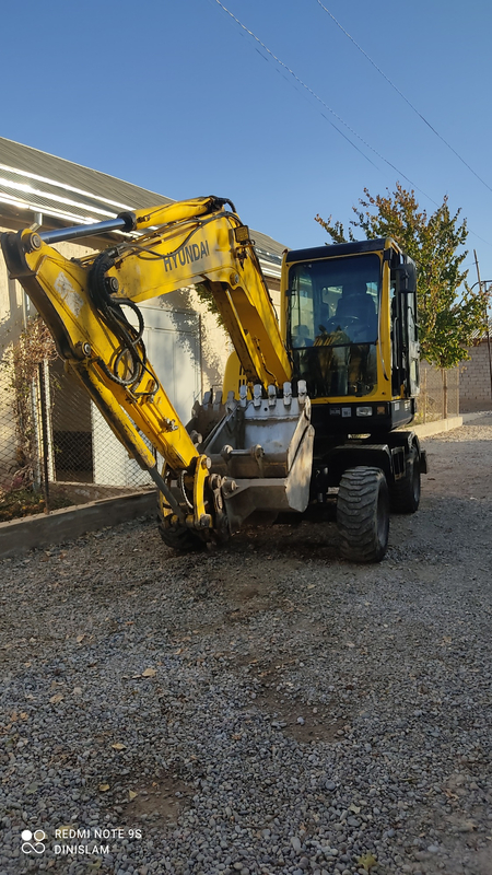 Ekskavator Hyundai 555