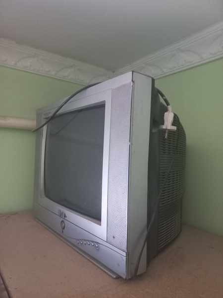 Televizor satliadi LG