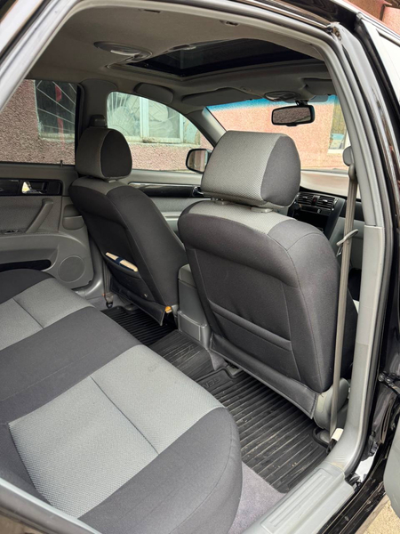 Chevrolet gentra qora