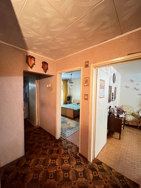 Продается квартирв, 77 серия Новомосковская 2/3/5