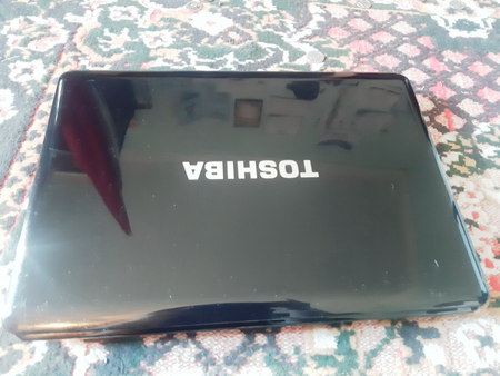 Toshiba noutbuk б/у