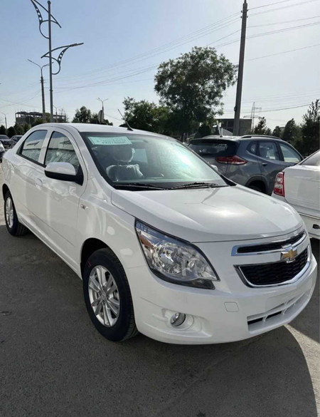 Chevrolet Cobalt halol nasiya savdo asosida Yillik 8%
