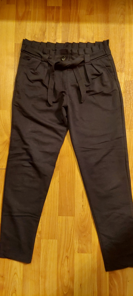 Продам брючки 42-44