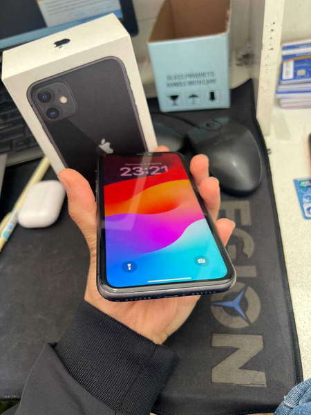 iPhone 11 128gb karobkali