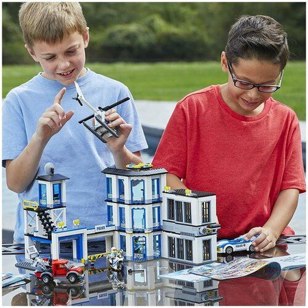 Lego Cities полицейский участок качественный аналог Лего 894 деталей