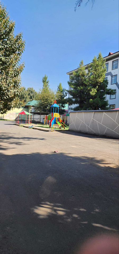 Андижон шахри, Тошкент кўчаси (собиқ Семашко)да квартира сотилади