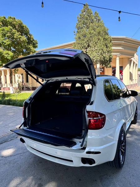 BMW X5 E70 N62 B48 2010yil M obves