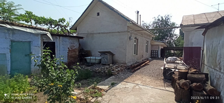 Про-я Дом 3 ком евро-рем 3.2 соток рядом Чирчик базар. Пед институт