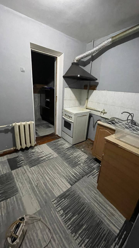 Квартира прадаётся на Корасарой 1/3/4