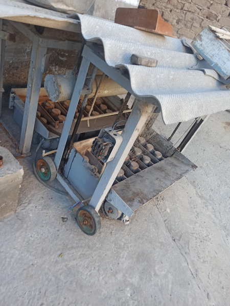 Шлакаблок апарат