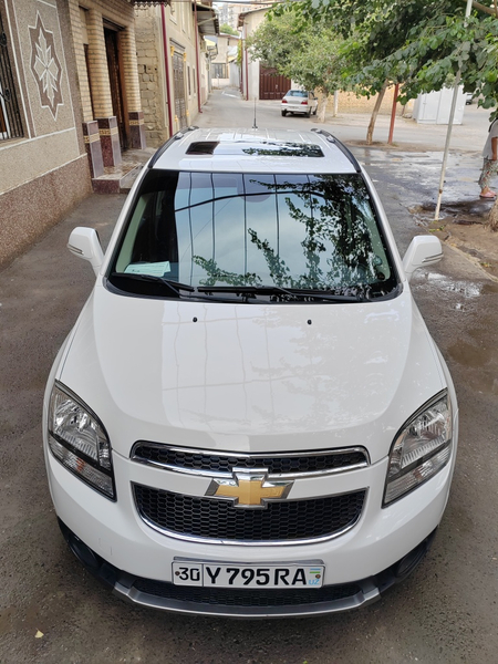 Chevrolet orlando 1.8 2016, 7 мест