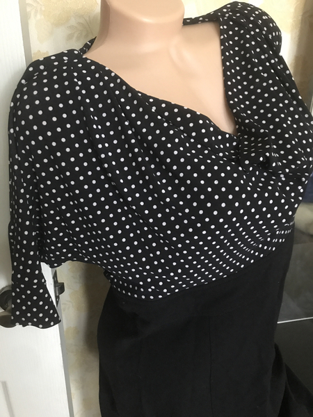 BCBG платье М