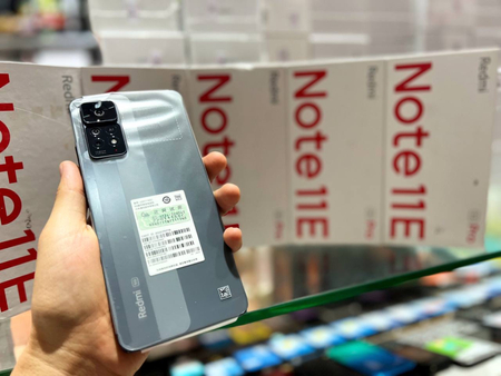 Продается Redmi Note 11 E Pro 8/256 5G год гарантия+доставка