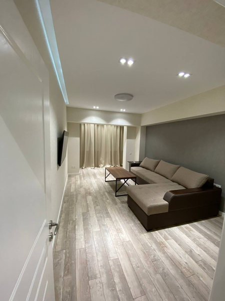 Сдаётся 2х ком квартира в Цум ( 85м² )