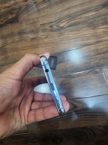 Samsung S10 сотилади